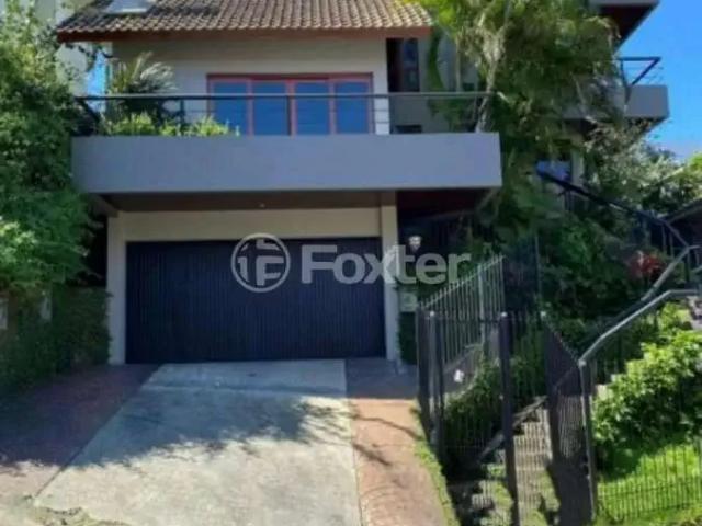 Casa / Sobrado para Venda em Florianópolis/SC Coqueiros 3 Quartos