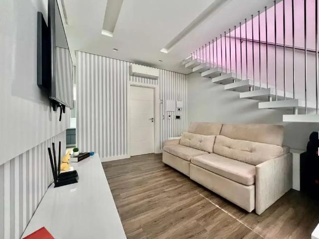 Casa / Sobrado para Venda em Florianópolis/SC Coqueiros 3 Quartos