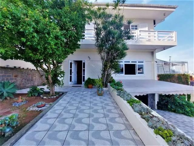 Casa / Sobrado para Venda em Florianópolis/SC Coqueiros 4 Quartos