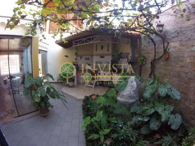 Casa / Sobrado para Venda em Florianópolis/SC Coqueiros 4 Quartos