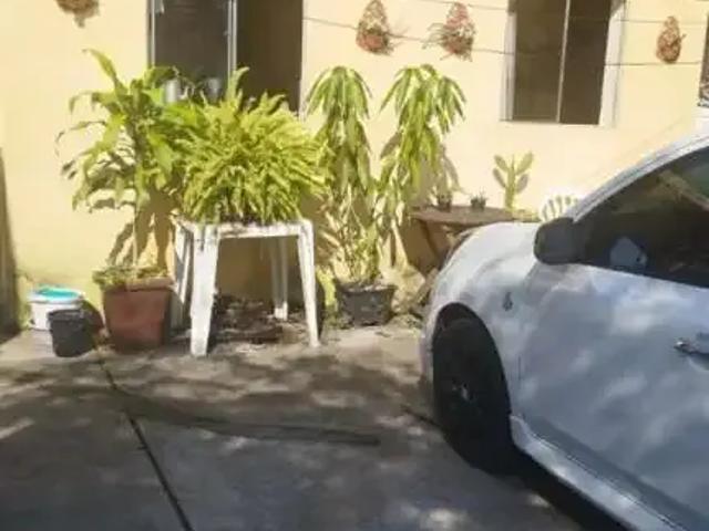 Casa / Sobrado para Venda em Florianópolis/SC Coqueiros 4 Quartos