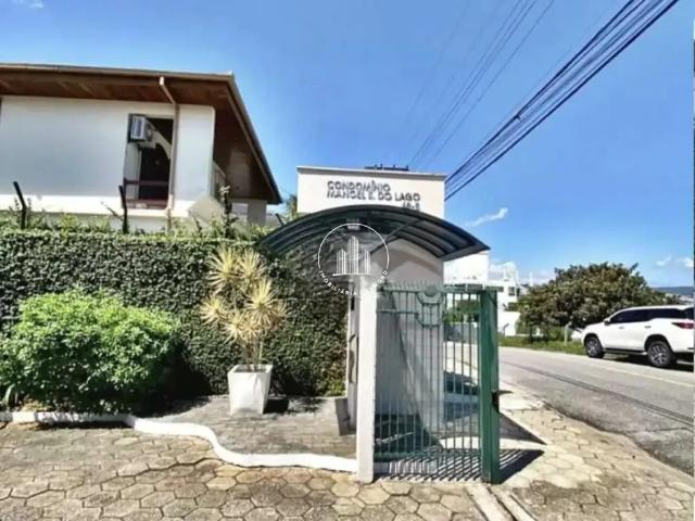 Casa / Sobrado para Venda em Florianópolis/SC Coqueiros 4 Quartos