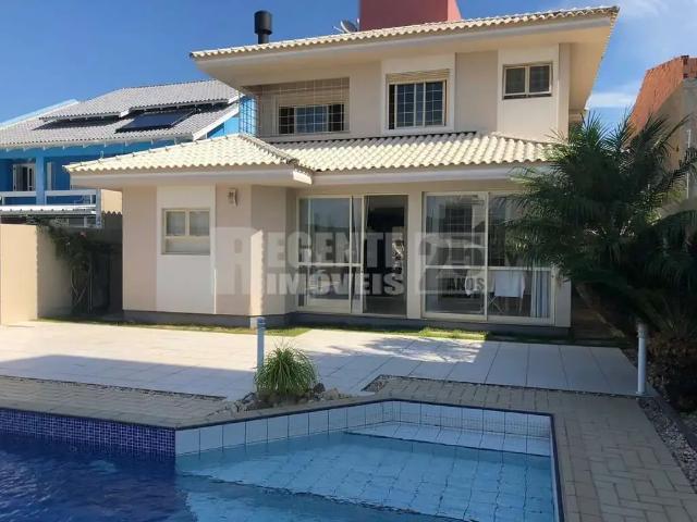 Casa / Sobrado para Venda em Florianópolis/SC Coqueiros 5 Quartos