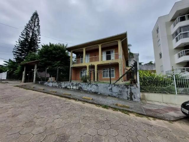 Casa / Sobrado para Venda em Florianópolis/SC Coqueiros 5 Quartos
