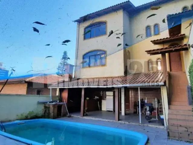 Casa / Sobrado para Venda em Florianópolis/SC Coqueiros 5 Quartos