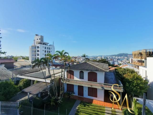 Casa / Sobrado para Venda em Florianópolis/SC Coqueiros 6 Quartos