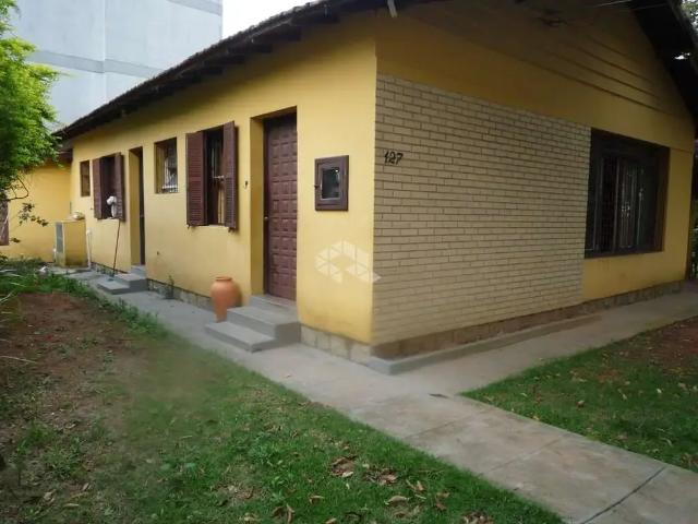 Casa / Sobrado para Venda em Florianópolis/SC Coqueiros 6 Quartos
