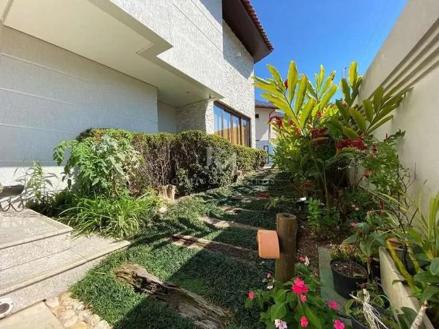 Casa / Sobrado para Venda em Florianópolis/SC Coqueiros 6 Quartos