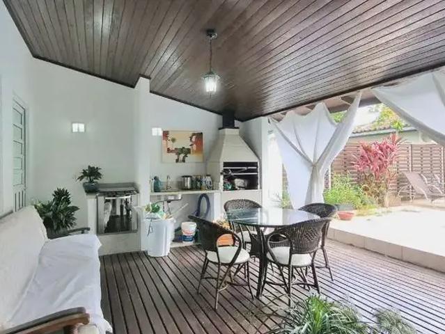 Casa / Sobrado para Venda em Florianópolis/SC Córrego Grande 4 Quartos
