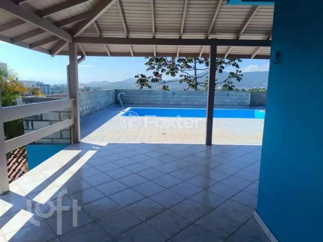 Casa / Sobrado para Venda em Florianópolis/SC Córrego Grande 4 Quartos
