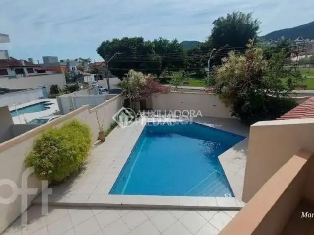 Casa / Sobrado para Venda em Florianópolis/SC Córrego Grande 4 Quartos
