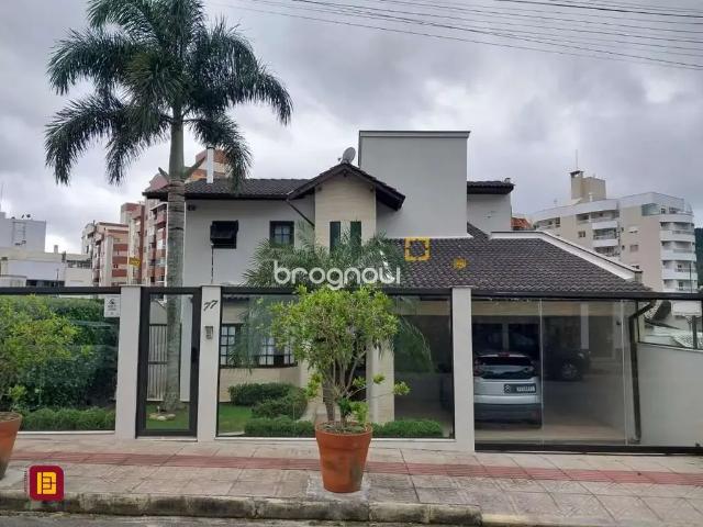 Casa / Sobrado para Venda em Florianópolis/SC Córrego Grande 4 Quartos