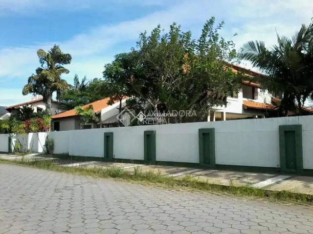 Casa / Sobrado para Venda em Florianópolis/SC Córrego Grande 4 Quartos