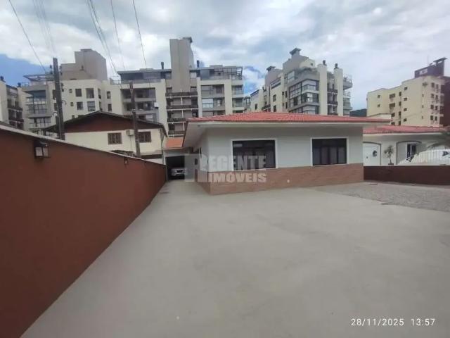 Casa / Sobrado para Venda em Florianópolis/SC Córrego Grande 4 Quartos