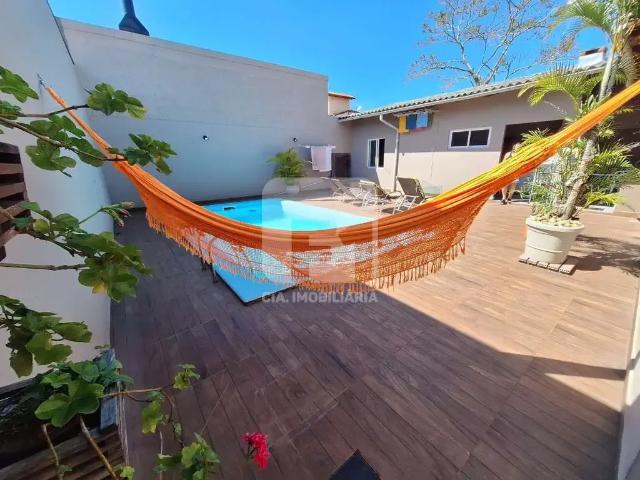 Casa / Sobrado para Venda em Florianópolis/SC Córrego Grande 5 Quartos