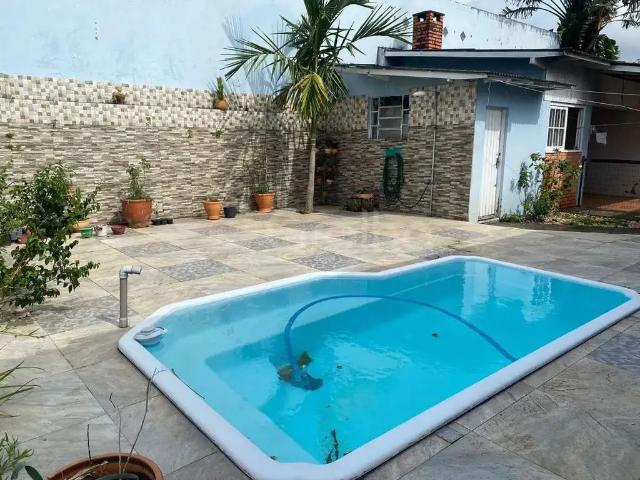 Casa / Sobrado para Venda em Florianópolis/SC Córrego Grande 5 Quartos