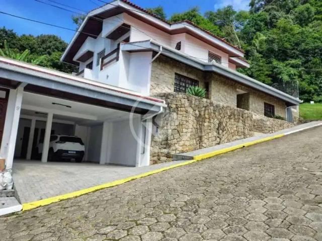 Casa / Sobrado para Venda em Florianópolis/SC Córrego Grande 5 Quartos