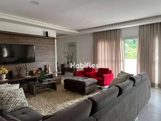 Casa / Sobrado para Venda em Florianópolis/SC Costeira do Pirajubaé 3 Quartos