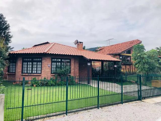 Casa / Sobrado para Venda em Florianópolis/SC Cachoeira do Bom Jesus 4 Quartos