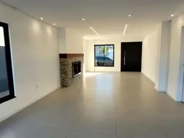 Casa / Sobrado para Venda em Florianópolis/SC Cachoeira do Bom Jesus 5 Quartos