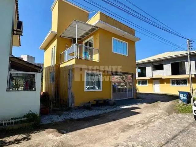 Casa / Sobrado para Venda em Florianópolis/SC Cachoeira do Bom Jesus 2 Quartos