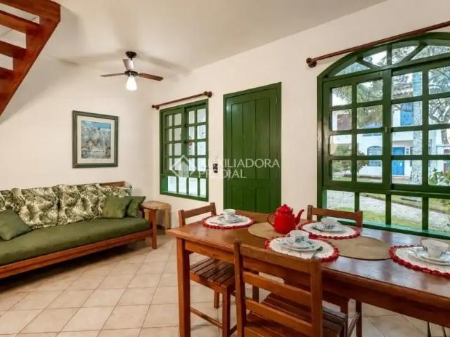 Casa / Sobrado para Venda em Florianópolis/SC Cachoeira do Bom Jesus 2 Quartos