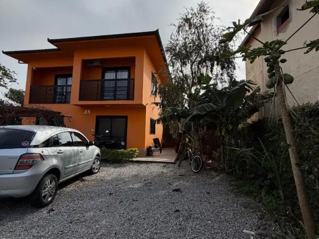Casa / Sobrado para Venda em Florianópolis/SC Cachoeira do Bom Jesus 2 Quartos