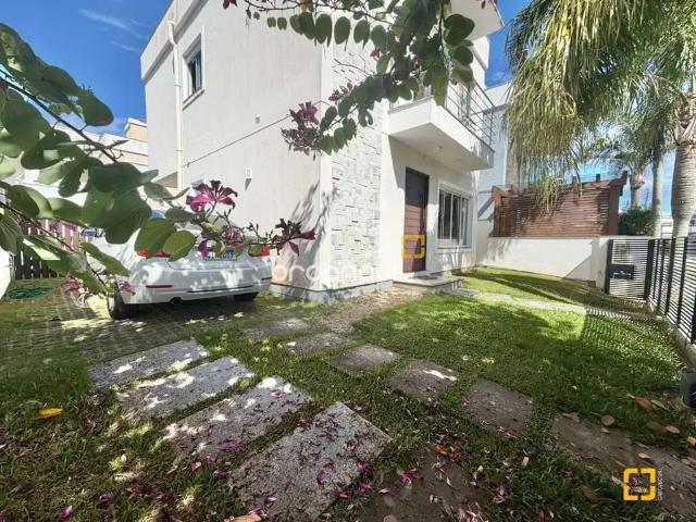 Casa / Sobrado para Venda em Florianópolis/SC Cachoeira do Bom Jesus 3 Quartos
