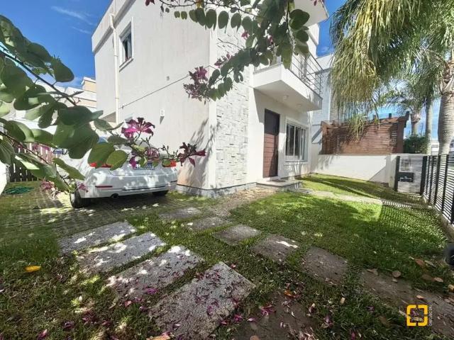 Casa / Sobrado para Venda em Florianópolis/SC Cachoeira do Bom Jesus 3 Quartos