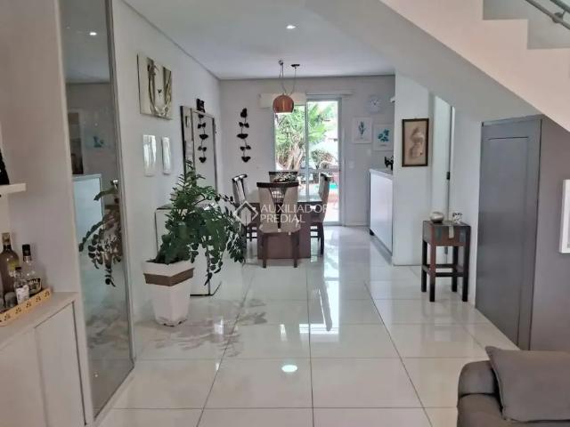 Casa / Sobrado para Venda em Florianópolis/SC Cachoeira do Bom Jesus 3 Quartos