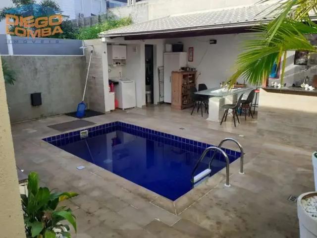 Casa / Sobrado para Venda em Florianópolis/SC Cachoeira do Bom Jesus 3 Quartos