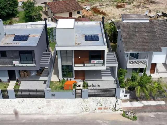 Casa / Sobrado para Venda em Florianópolis/SC Cachoeira do Bom Jesus 3 Quartos