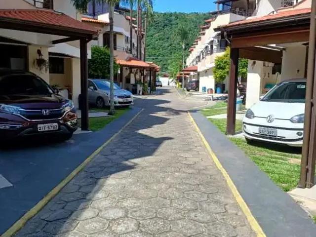 Casa / Sobrado para Venda em Florianópolis/SC Cachoeira do Bom Jesus 3 Quartos