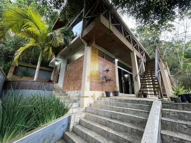 Casa / Sobrado para Venda em Florianópolis/SC Cachoeira do Bom Jesus 3 Quartos