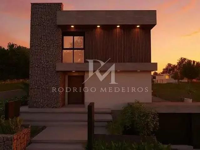 Casa / Sobrado para Venda em Florianópolis/SC Cacupé 3 Quartos