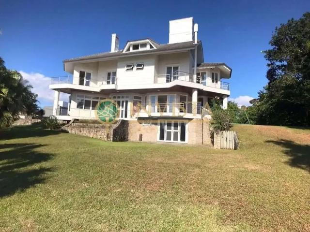 Casa / Sobrado para Venda em Florianópolis/SC Cacupé 4 Quartos