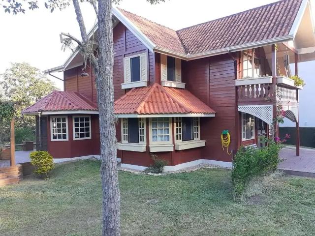 Casa / Sobrado para Venda em Florianópolis/SC Cacupé 4 Quartos