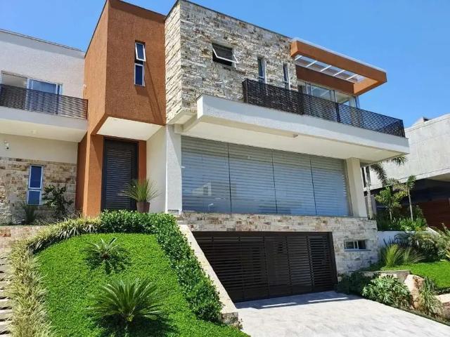 Casa / Sobrado para Venda em Florianópolis/SC Cacupé 5 Quartos