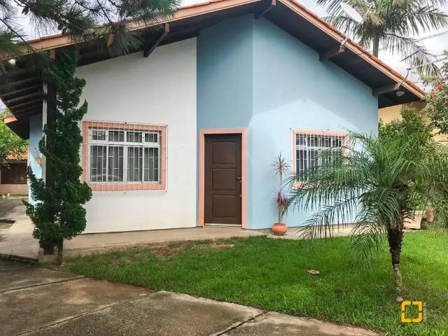 Casa / Sobrado para Venda em Florianópolis/SC Campeche 3 Quartos