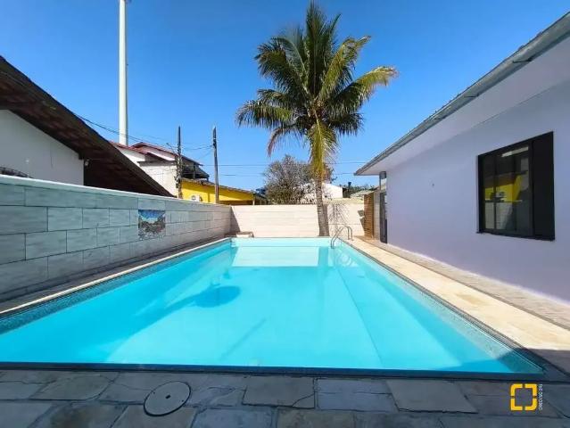 Casa / Sobrado para Venda em Florianópolis/SC Campeche 3 Quartos