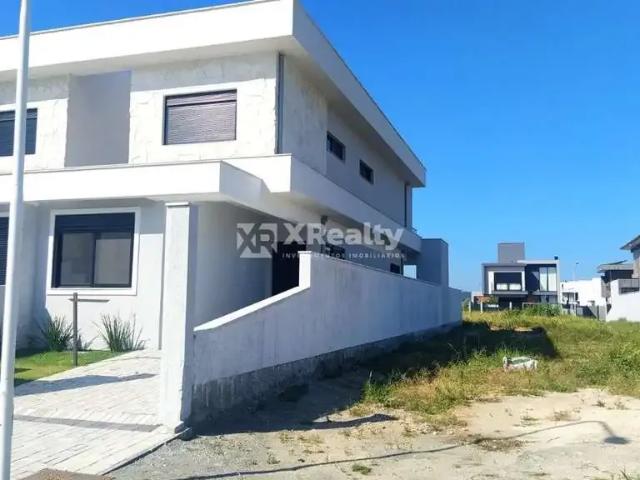 Casa / Sobrado para Venda em Florianópolis/SC Campeche 3 Quartos