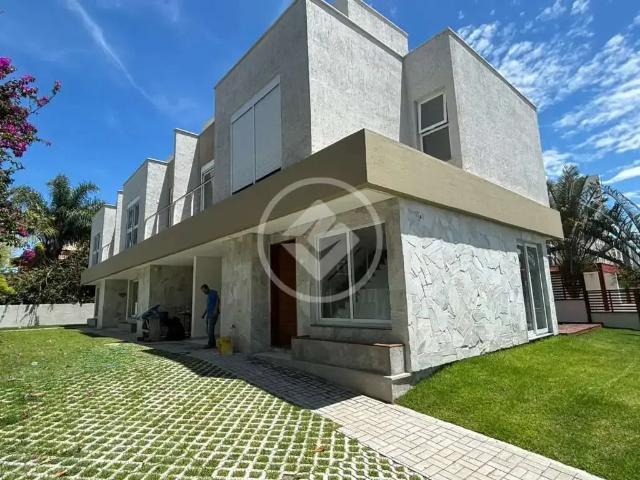 Casa / Sobrado para Venda em Florianópolis/SC Campeche 3 Quartos