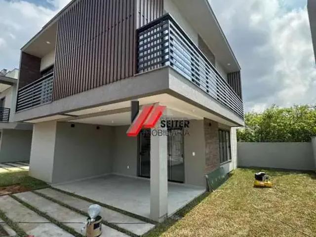 Casa / Sobrado para Venda em Florianópolis/SC Campeche 3 Quartos