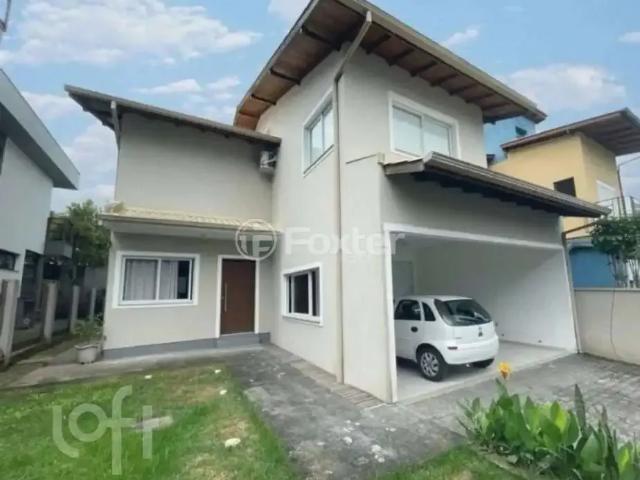Casa / Sobrado para Venda em Florianópolis/SC Campeche 3 Quartos