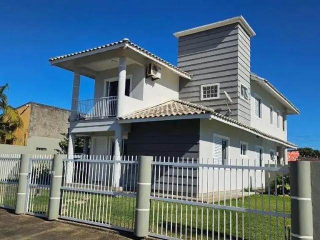 Casa / Sobrado para Venda em Florianópolis/SC Campeche 3 Quartos