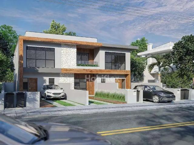 Casa / Sobrado para Venda em Florianópolis/SC Campeche 3 Quartos