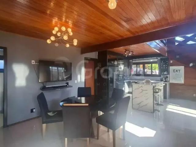 Casa / Sobrado para Venda em Florianópolis/SC Campeche 3 Quartos