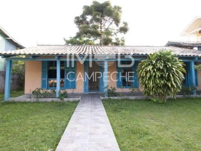 Casa / Sobrado para Venda em Florianópolis/SC Campeche 3 Quartos