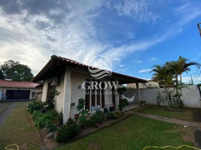 Casa / Sobrado para Venda em Florianópolis/SC Campeche 3 Quartos