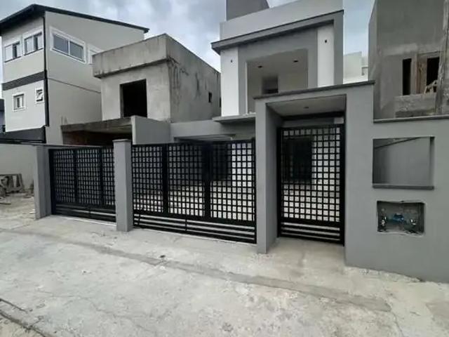 Casa / Sobrado para Venda em Florianópolis/SC Campeche 3 Quartos